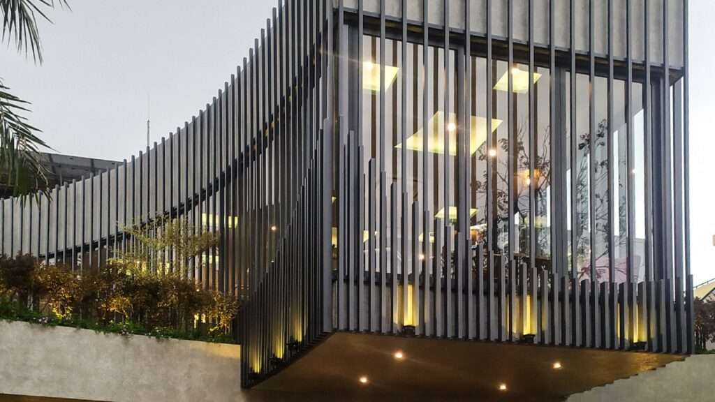 Choosing Alumaze's Aluminium Composite Panel For Your Property